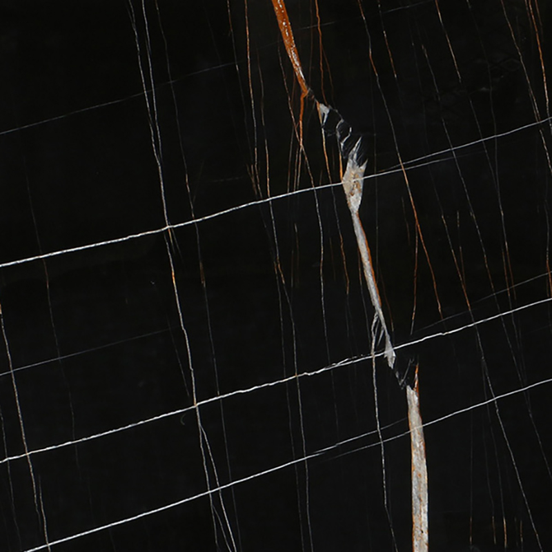 Aziza Noir – Marmosium.